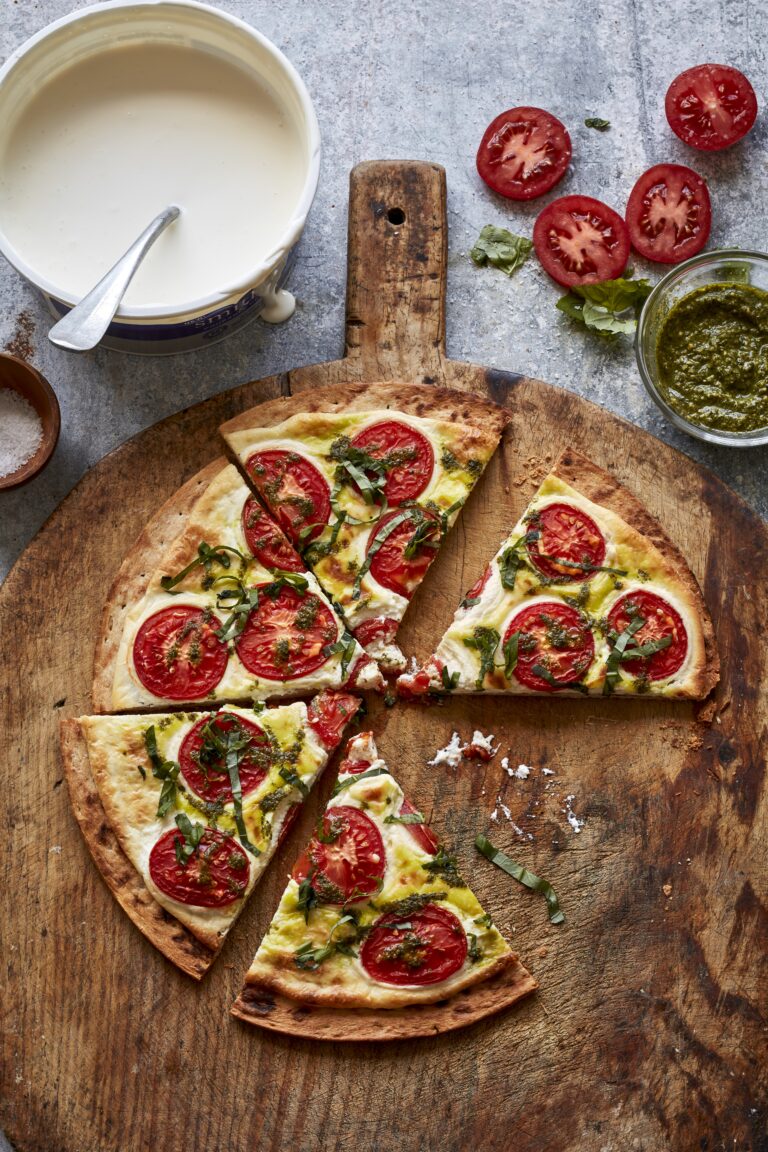 Margarita White Pizza - FoodService